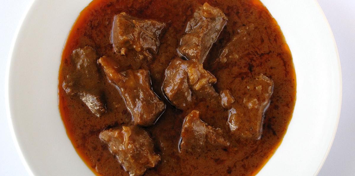 Rindsgulasch: Das beliebte Wiener Rezept zum selber ausprobieren