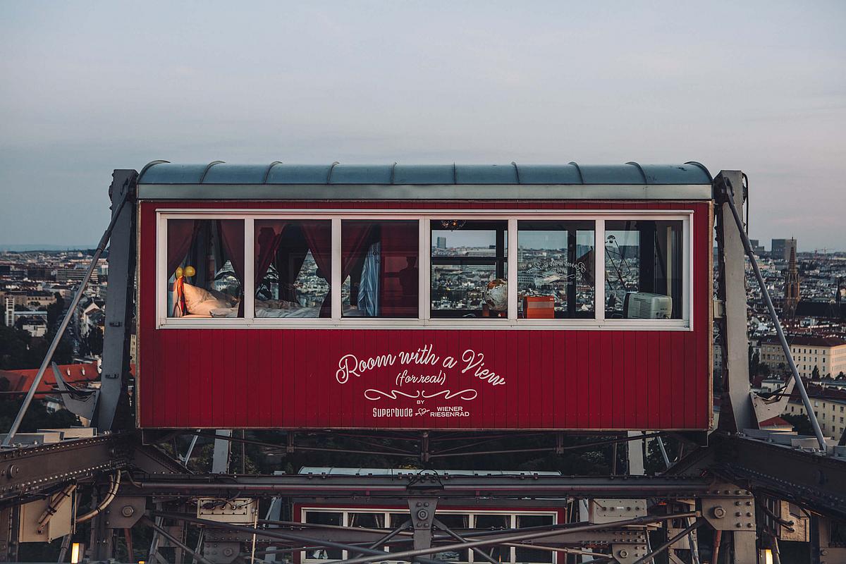 Riesenrad wird Hotel: Übernachtung im Wagon gewinnen