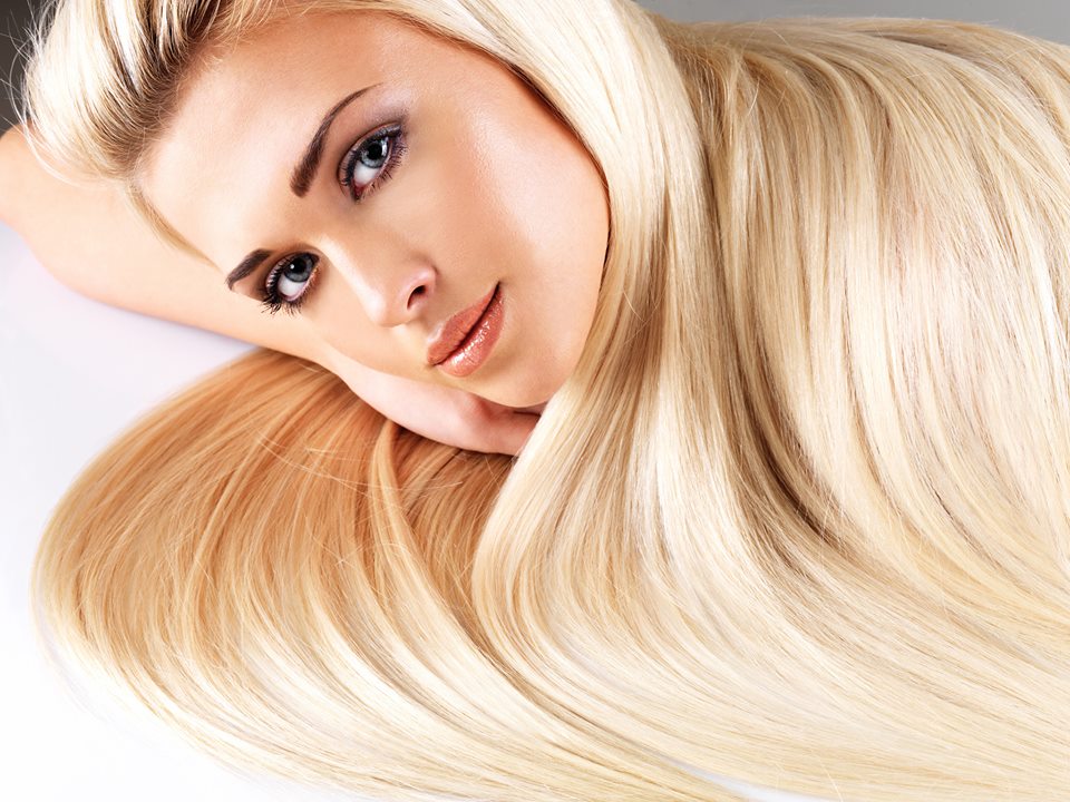 Die richtige Haarpflege für blondes Haar