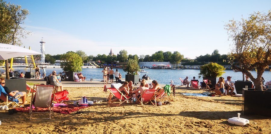 Copa Beach, ehem. Copa Cagrana: Baden, Bars u. Restaurants